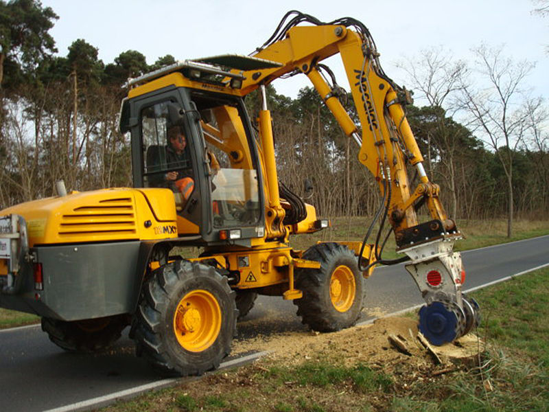 ER 250 W – Mecalac 12 MXT | Erkat