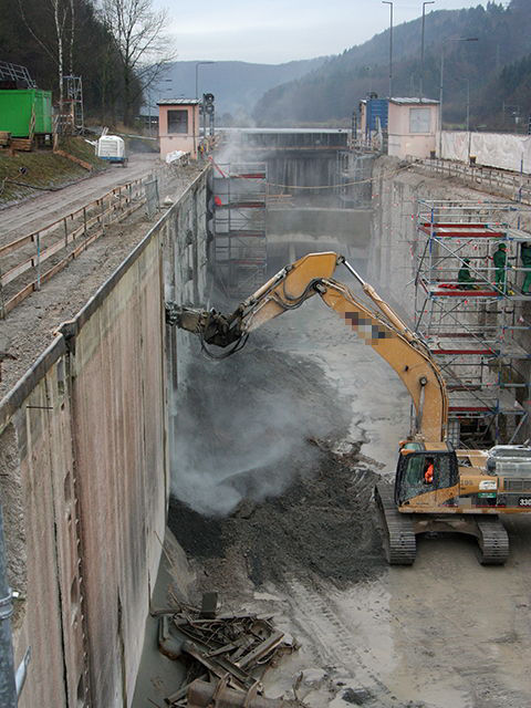 ER 2000 – CAT 330 | Erkat