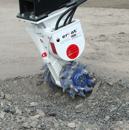 ER 250 – Komatsu PC 75 | Erkat