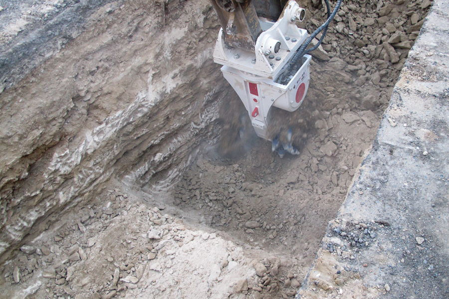 ER 1500 – CAT 329 | Erkat