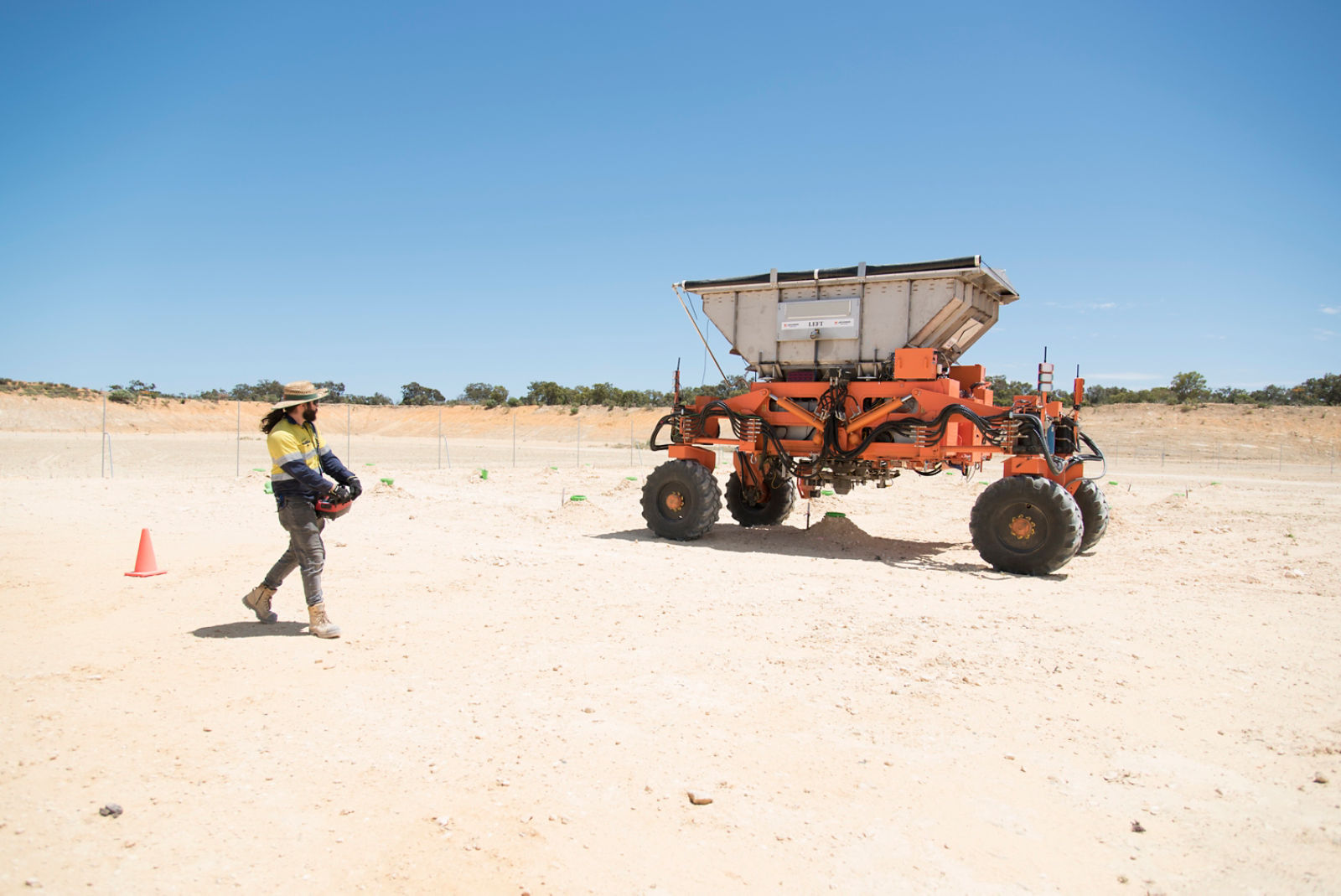 Mitigating the risk of loading blast holes with Jevons Robotics & RCT ...