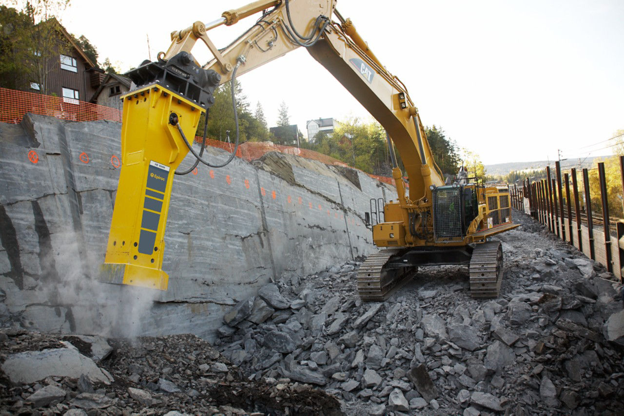 Epiroc visar vägen med enastående verktyg och teknik: hydraulhammaren ...
