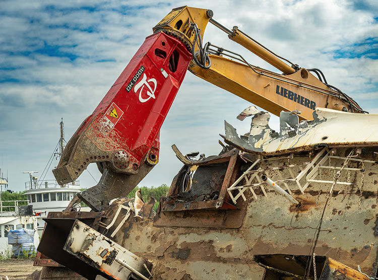 MSD Destroyer Series Mobile Scrap Shears | Labounty