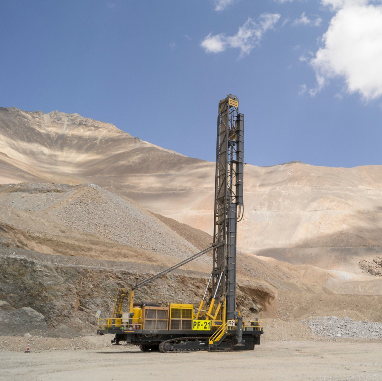 Epiroc wins large order for surface drill rigs in Mauritania | Epiroc