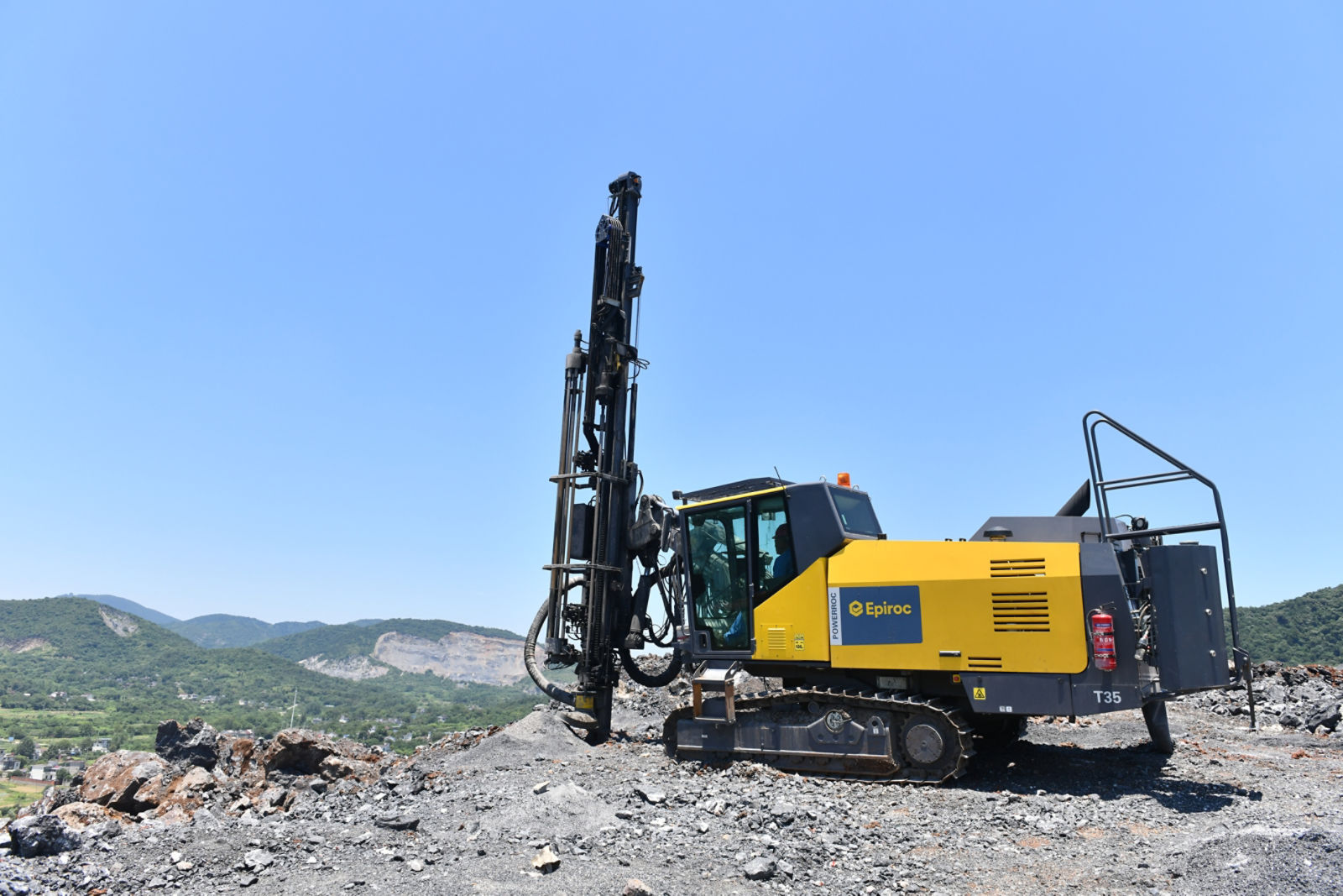 新一代 PowerROC T35 引领潮流 | epiroc.com.cn