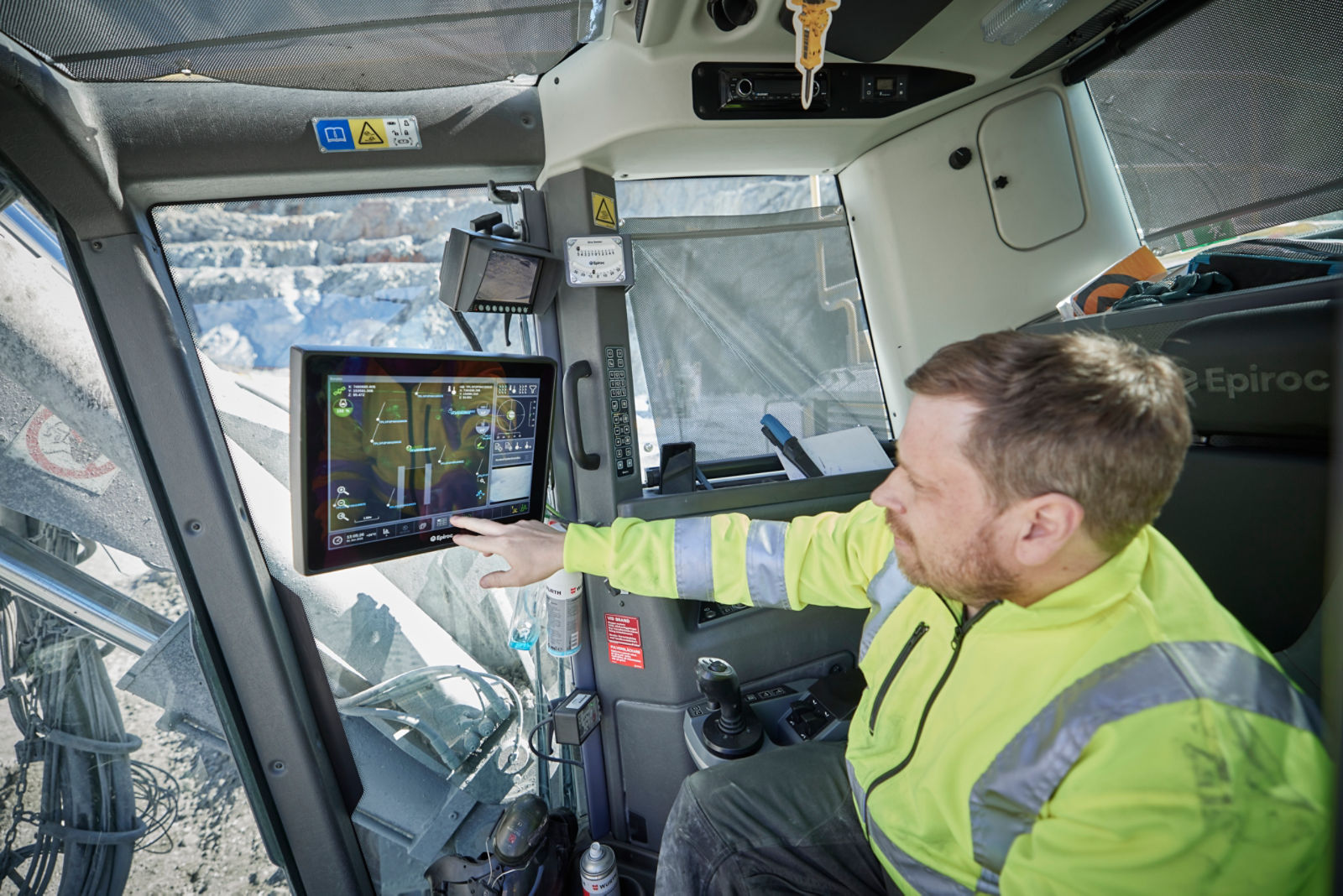 The new screen makes the drilling easier to overview | Epiroc US