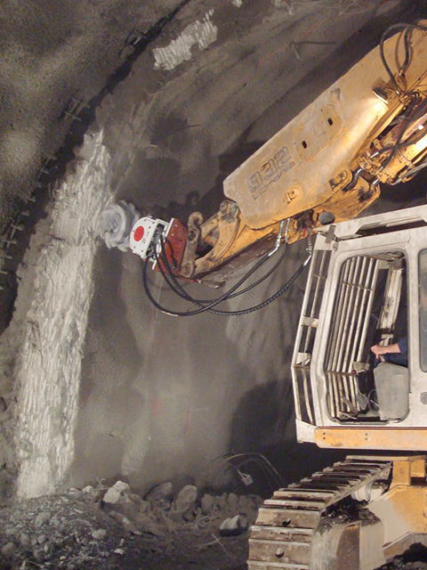 ER 1500 XL – Liebherr R 932-T | Erkat