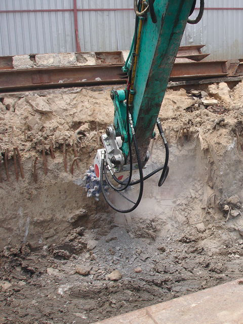 ER 650 – Kobelco SK 200 | Erkat