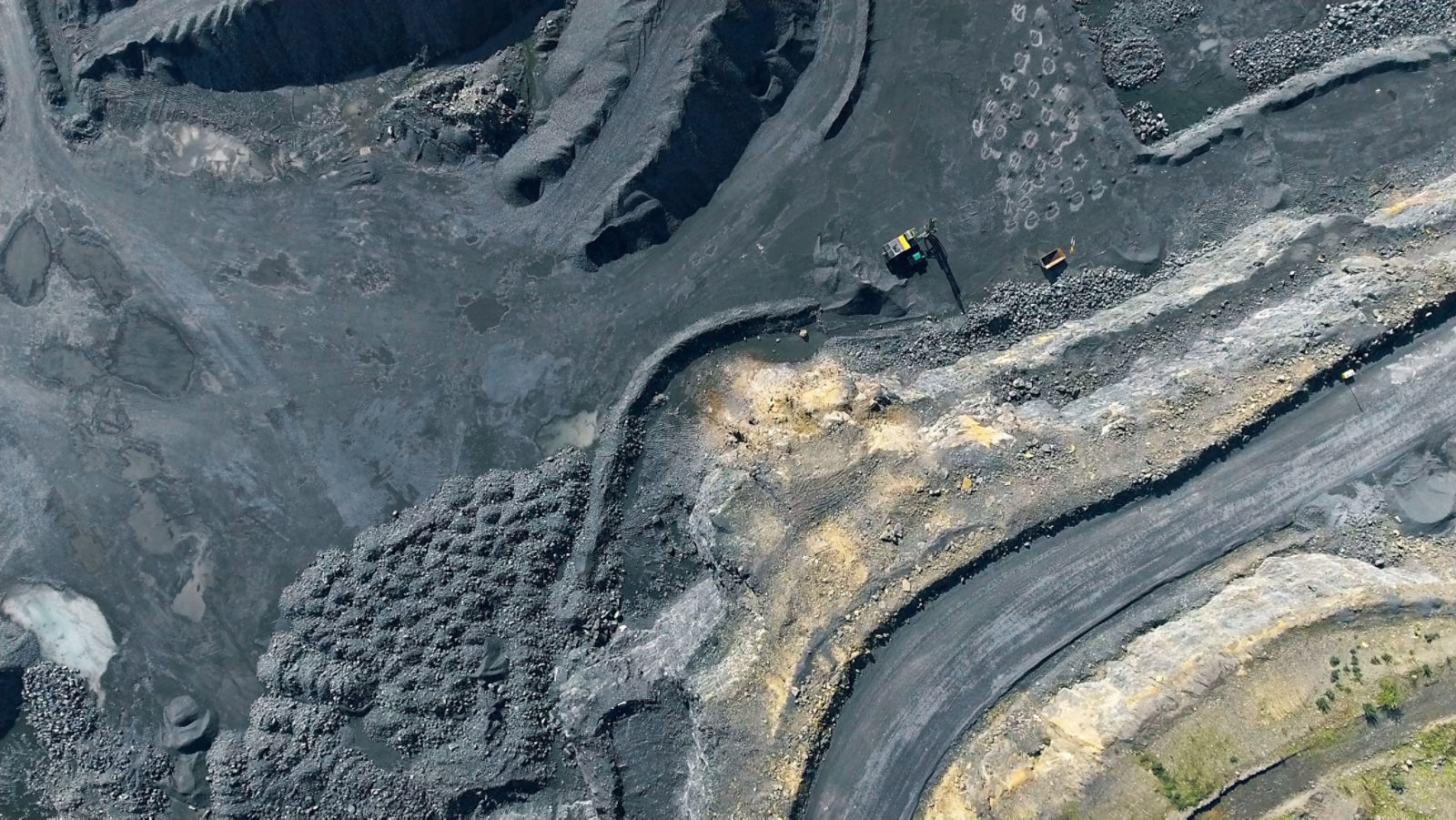 Quarrying | Process and Equipment | Applications | Epiroc